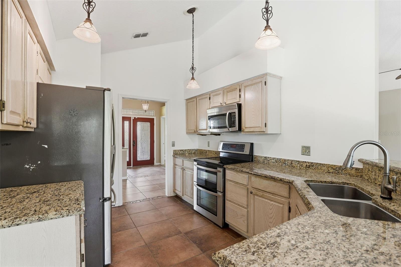 1140 Pebble Beach Court, Apopka, FL