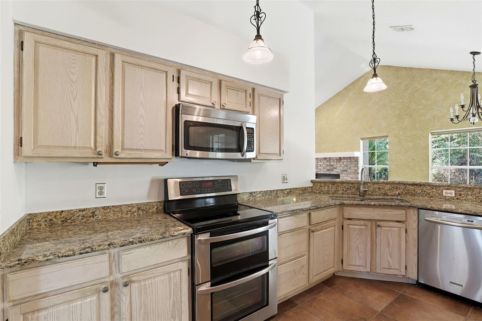 1140 Pebble Beach Court, Apopka, FL