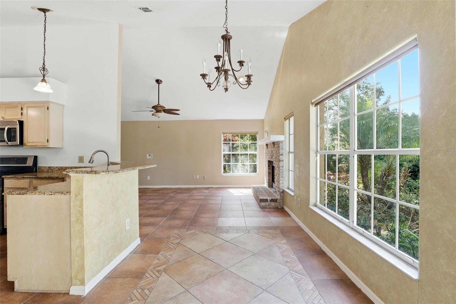 1140 Pebble Beach Court, Apopka, FL