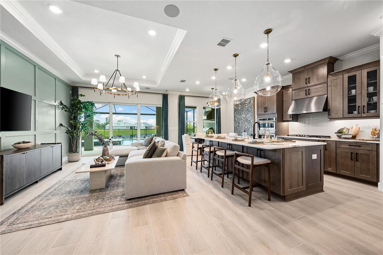 7657 Moonbeam Avenue, Sarasota, FL